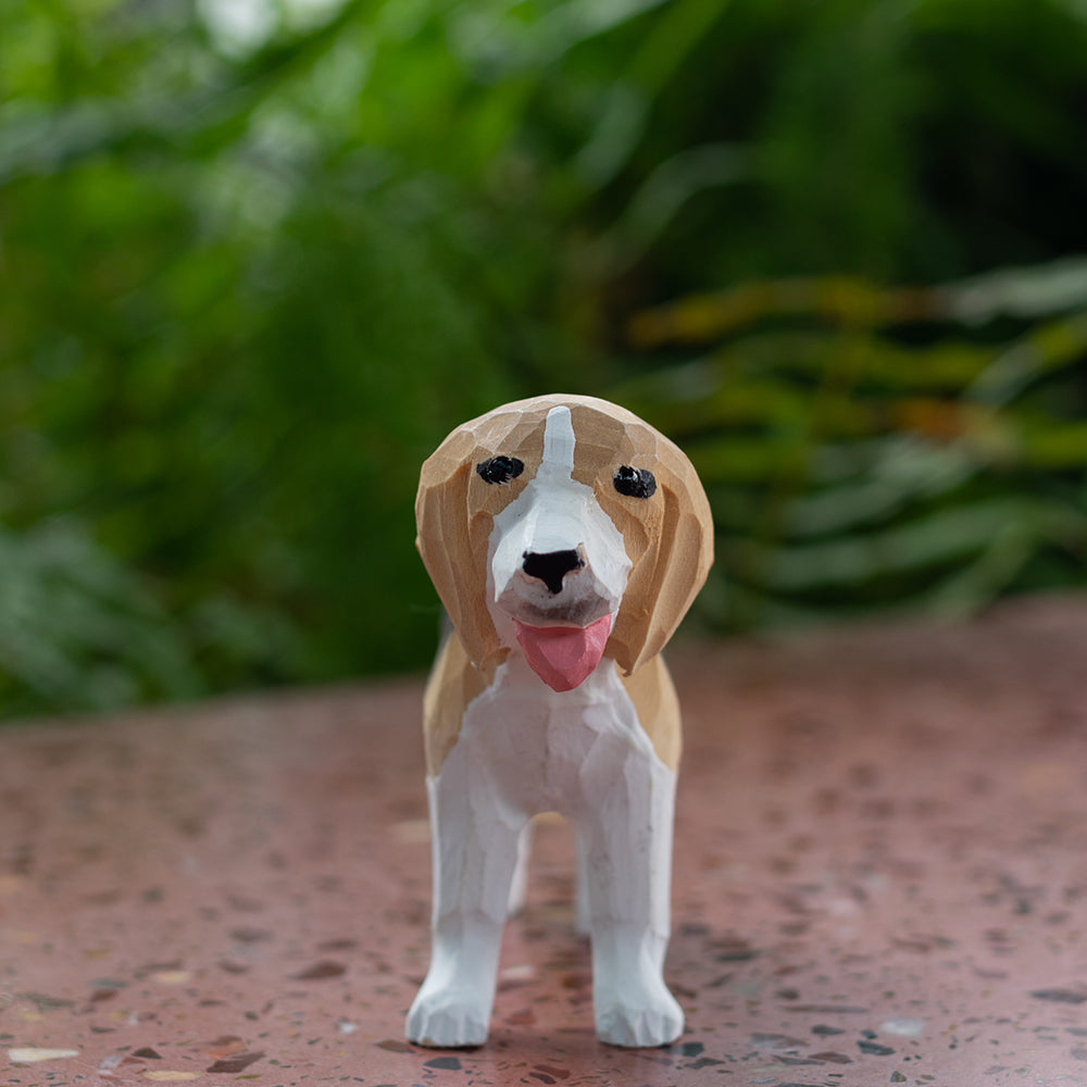 Hand-Carved Wooden Beagle Figurine | Wood Carving Figurine – Woorai